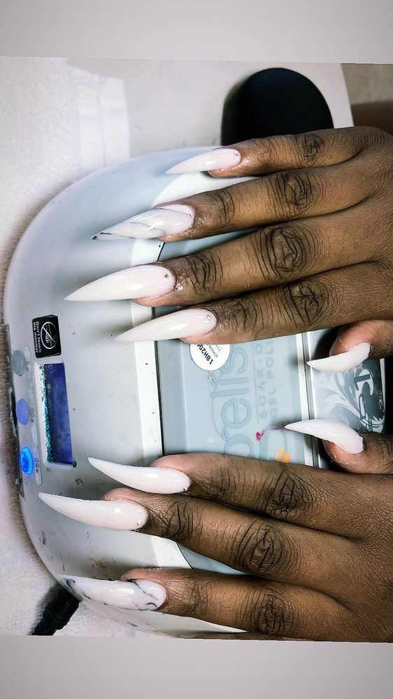 4 Seasons Nail & Spa - 1111 NE 102nd Ave, Portland, OR 97220, USA ...